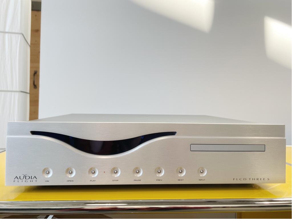 Audia Flight For sale AUDIA FLIGHT CD Player FLCD 3S (7479604473 ...