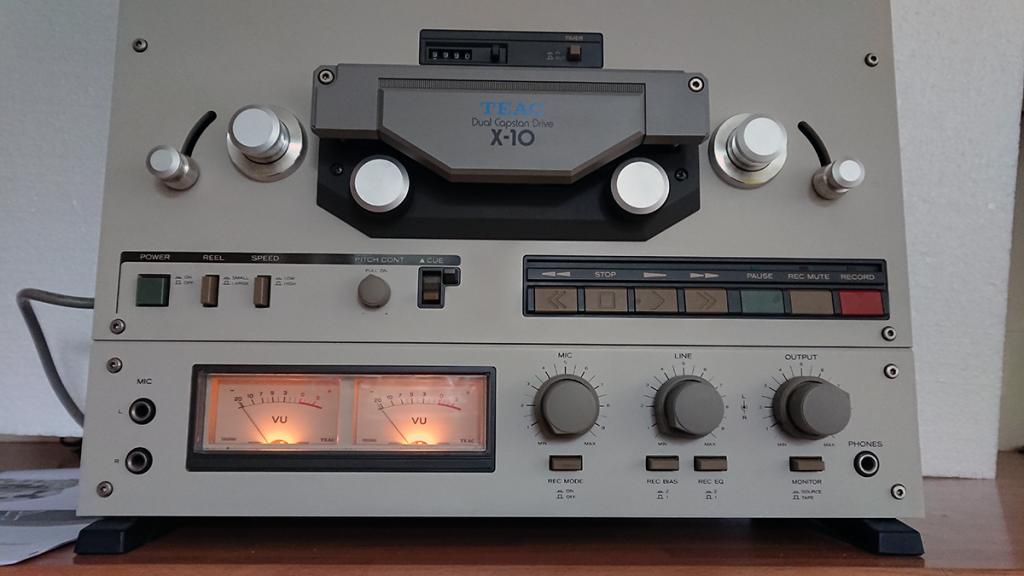 Teac Beautiful TEAC X10 High serial number, in perfect conditions ...