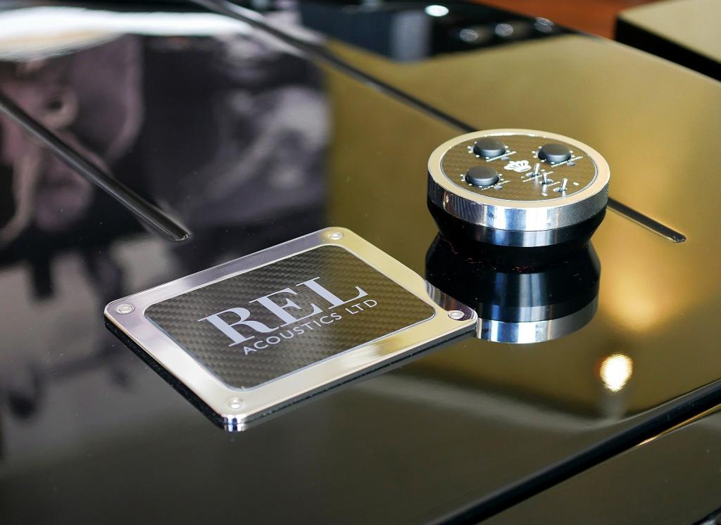 REL Acoustics No 32, Referenz-Subwoofer, Neu! Vorführbereit im Allgäu ...