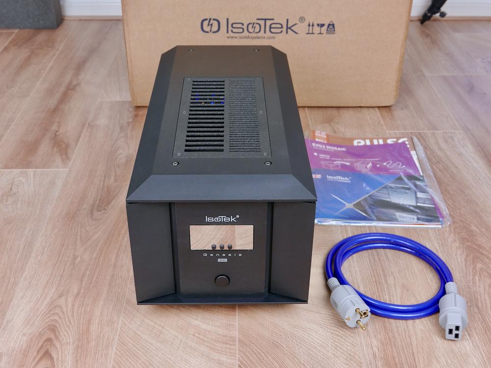 IsoTek Power Systems Ltd. IsoTek EVO3 Mosaic Genesis highend audio ...
