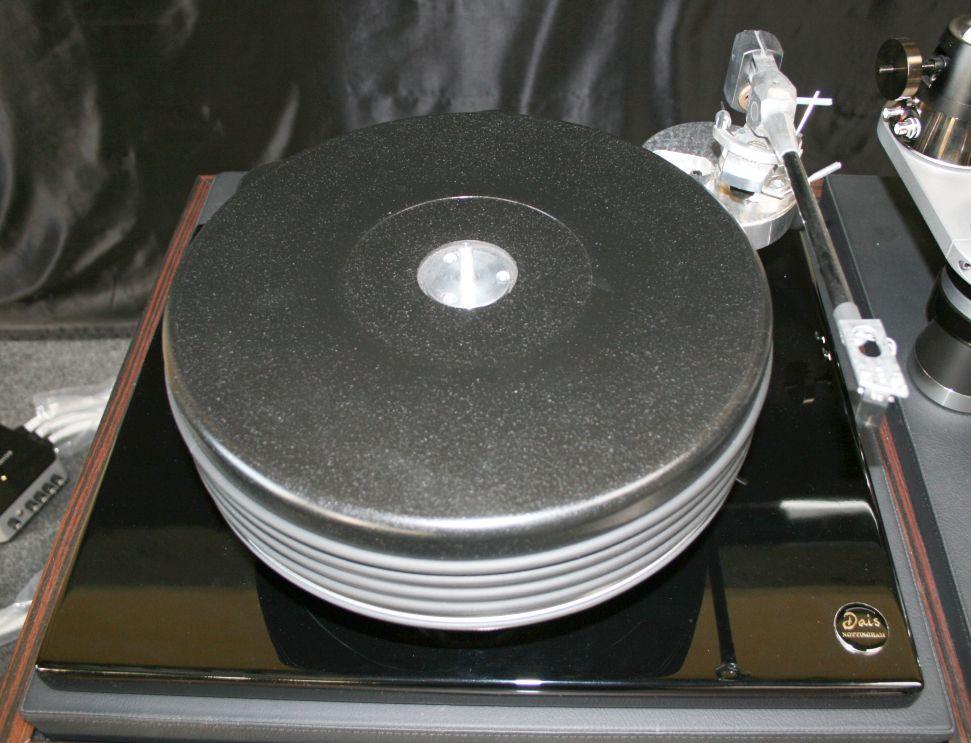 Nottingham Analogue Dais (8149445559) | Ausstellungsstück ...