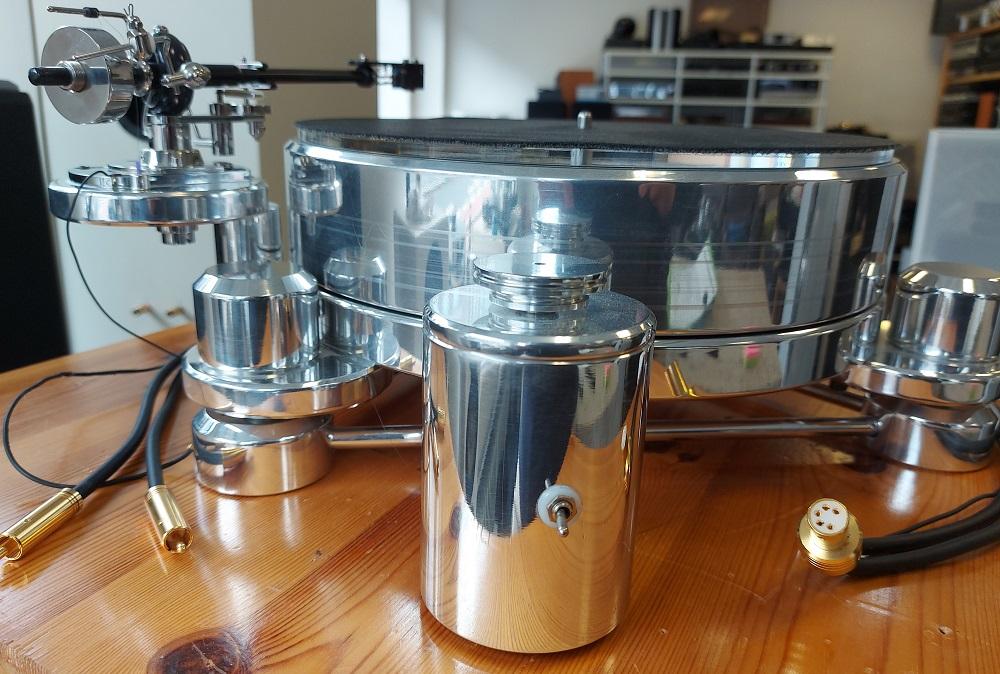 Acoustic Solid Machine mit Pluto-Tonarm 5A Brinkmann PI (8150673595 ...