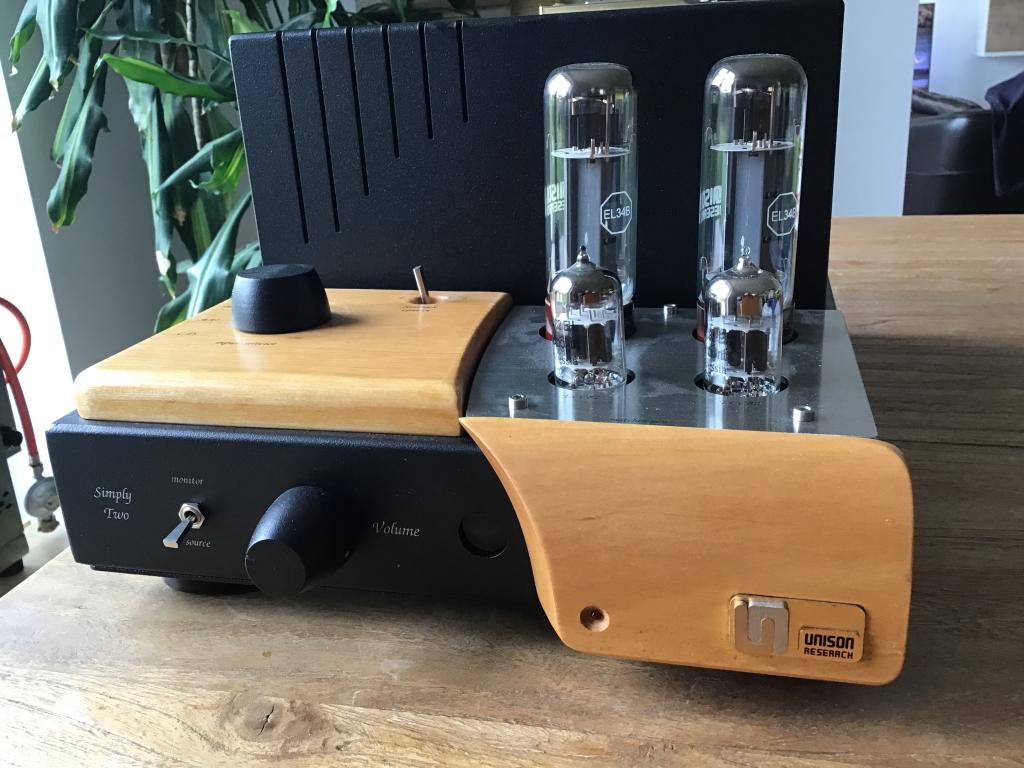 Unison Research Unison Research Simply Two Limited Anniversary Edition ...