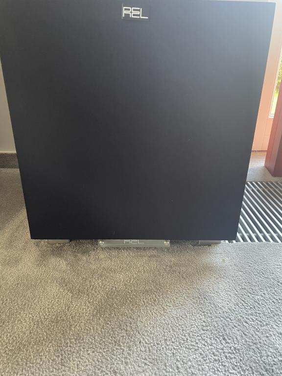 REL Acoustics R505 Subwoofer schwarz (8246041945) | Gebrauchtgerät ...