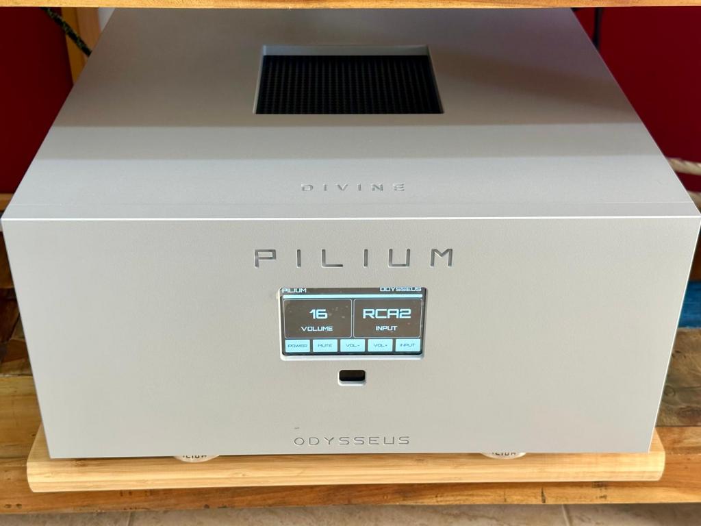 Pilium Audio Pilium Odysseus Integrated Amplifier – Divine Line MINT ...