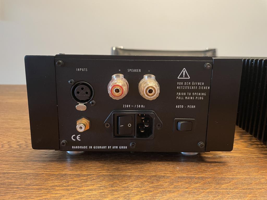 AVM M2 Evolution (8363561537) | Gebrauchtgerät | Endverstärker ...