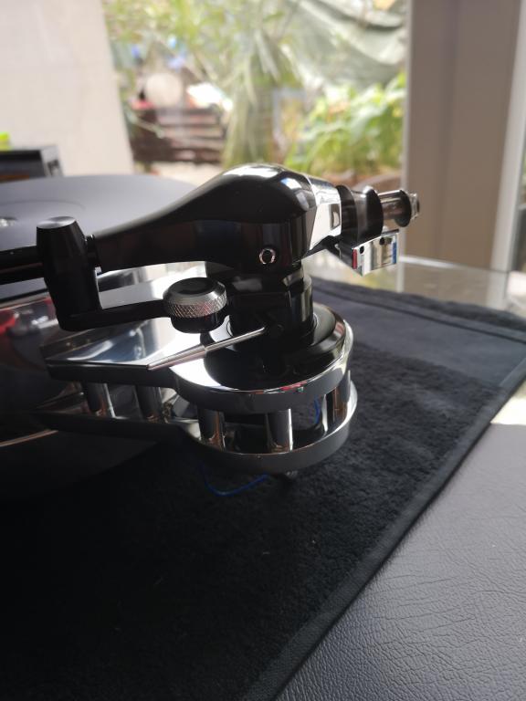 Transrotor TRANSROTOR FAT BOB mit Tonarm Helius OMEGA und 1 Basis ...