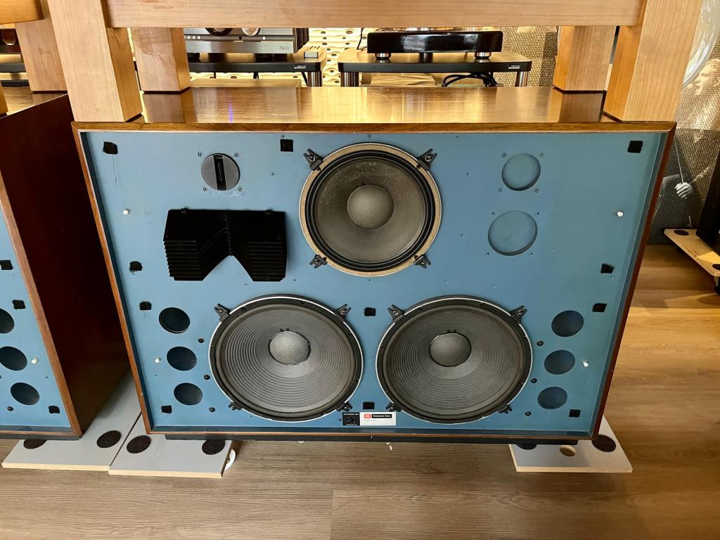 JBL 4350A - Accuphase F-25 - stands - Rare! (8704302317) | Gebrauchtgerät | Standlautsprecher ...