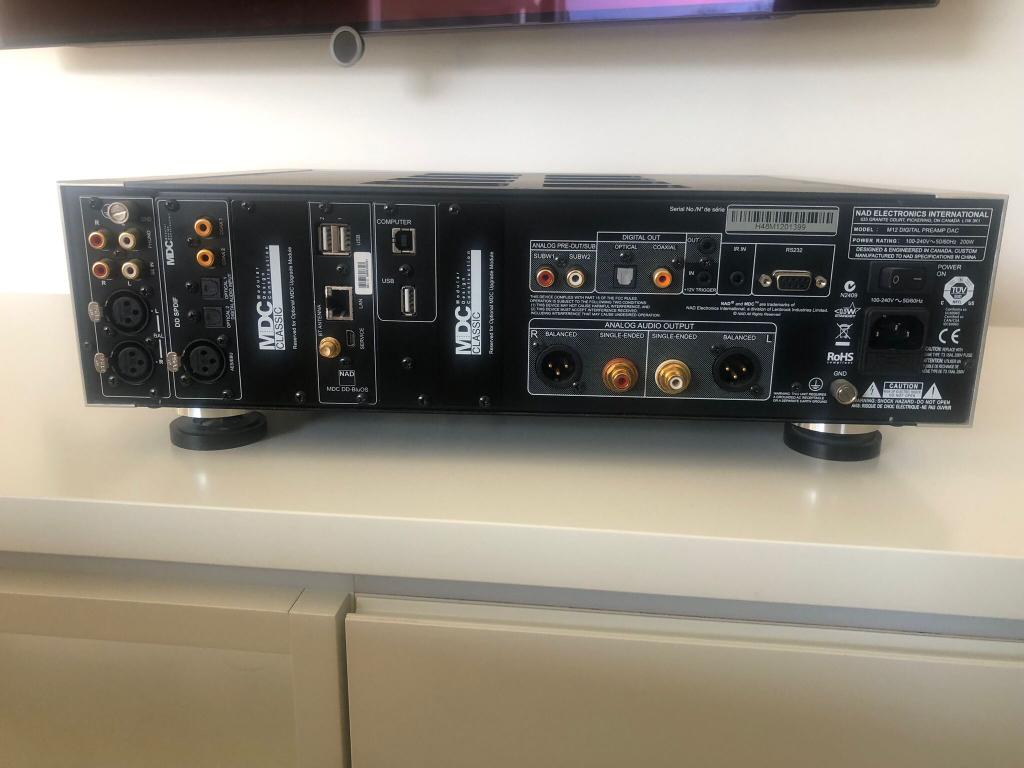 NAD NAD Masters M12 Vorverstärker / Streamer - inkl. Phono Modul ...