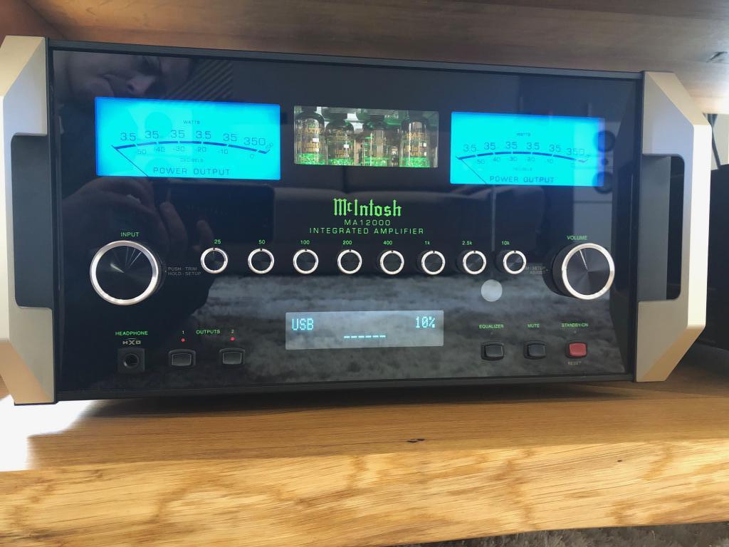 McIntosh MA 12000 Integrated Amplifier (8950364607) | Ausstellungsstück ...