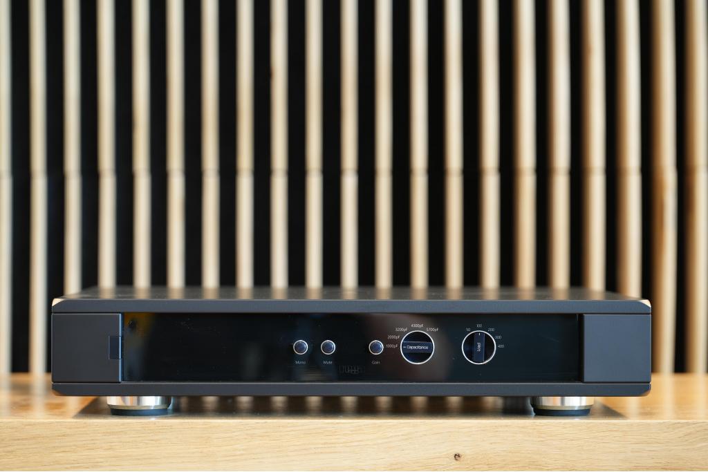 Rega Aura Reference MC (9151187017) | Ausstellungsstück ...