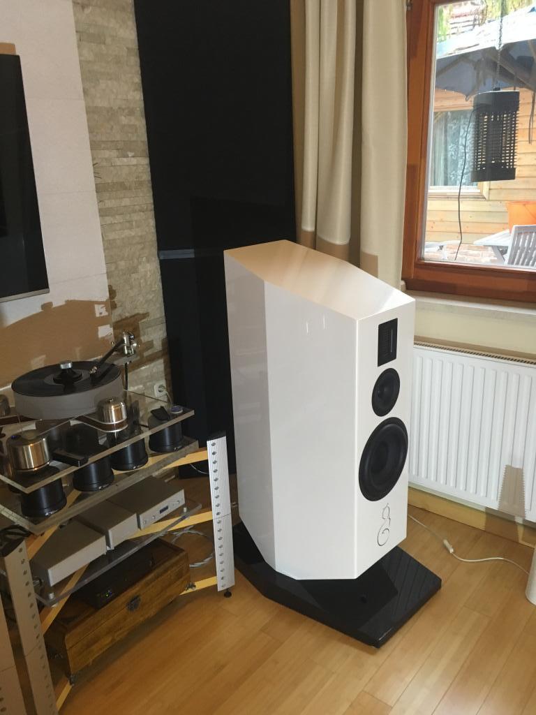 Danish Audio Design The Sapphire (9231927831) | Ausstellungsstück ...