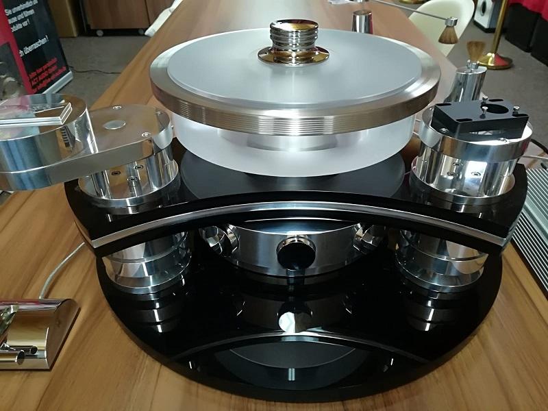 Transrotor Plattenspieler Tourbillion (9238840816) | Gebrauchtgerät ...