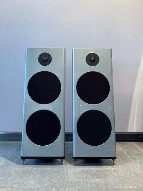Spatial Audio Lab M4 Silver Grey Metallic highend audio speakers (USA ...