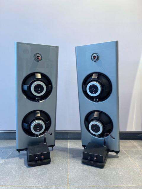 Spatial Audio Lab M4 Silver Grey Metallic highend audio speakers (USA ...