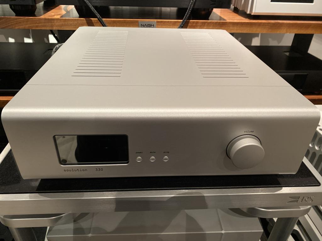 Soulution Audio 330 integrated + DAC + PHONO!! Fully loaded ...