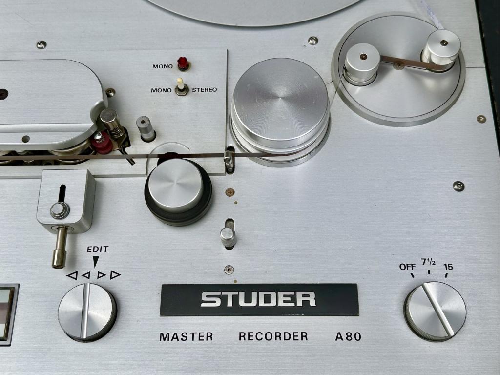 Studer Studer Professional Studer A810-2 VU, completely overhauled, calibrated and aligned (NAB ...