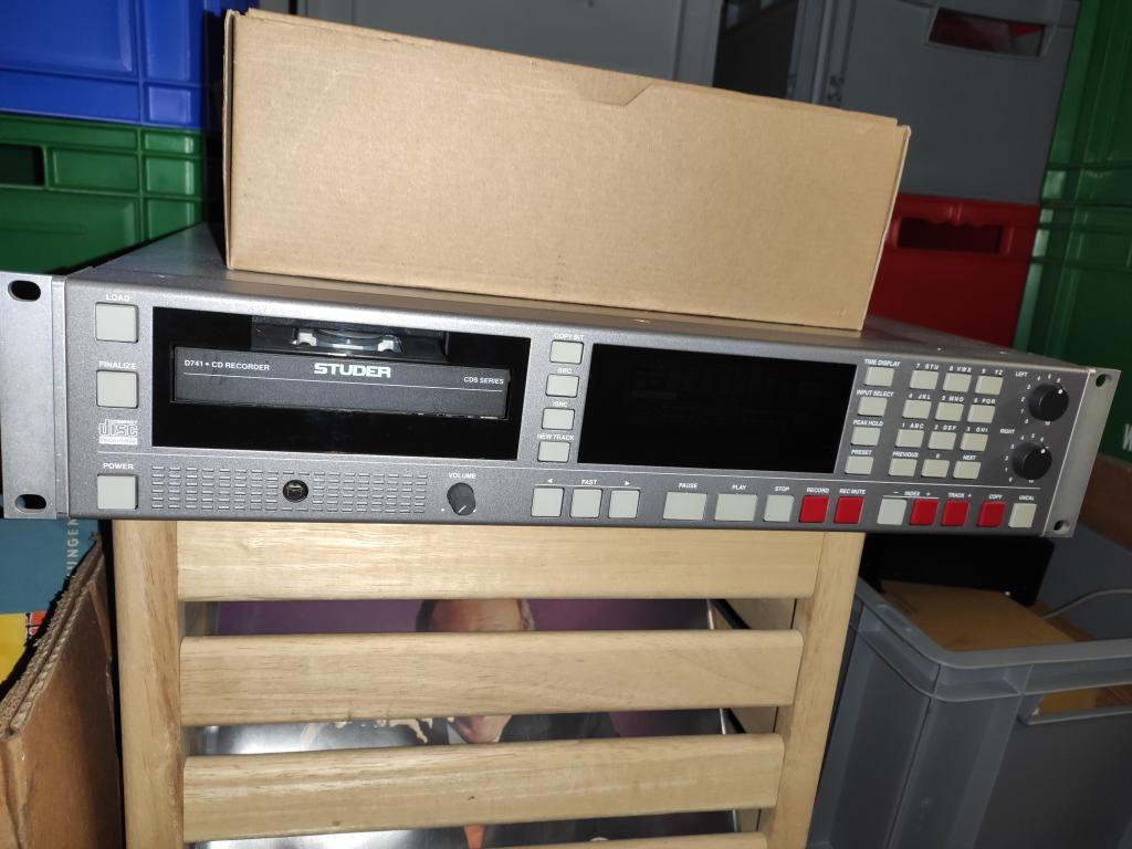 Studer D741 (9518236324) | Gebrauchtgerät | CD Player | Angebot auf audio-markt.de