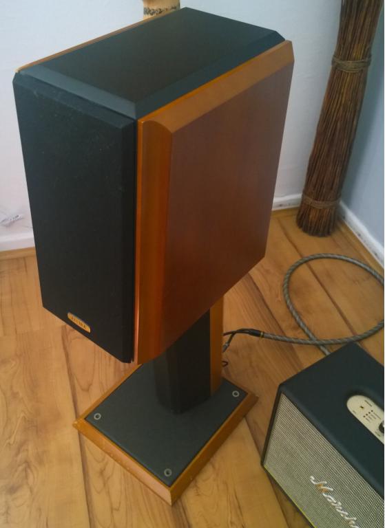 Ruark Equinox (9736002949) | Second-hand device | Standing Speaker ...