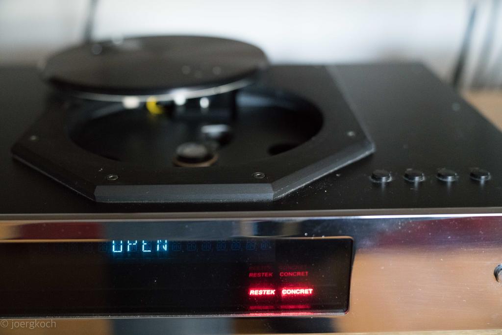 Restek Restek - CD Player Concret Toploader - mit EPOS Kragen Umbau ...